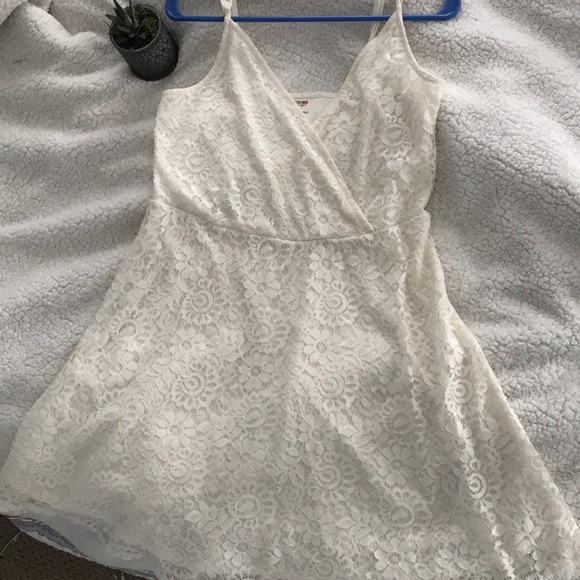 Mossimo Supply Co. | Dresses | Cream Colored Lace Dress | Poshmark